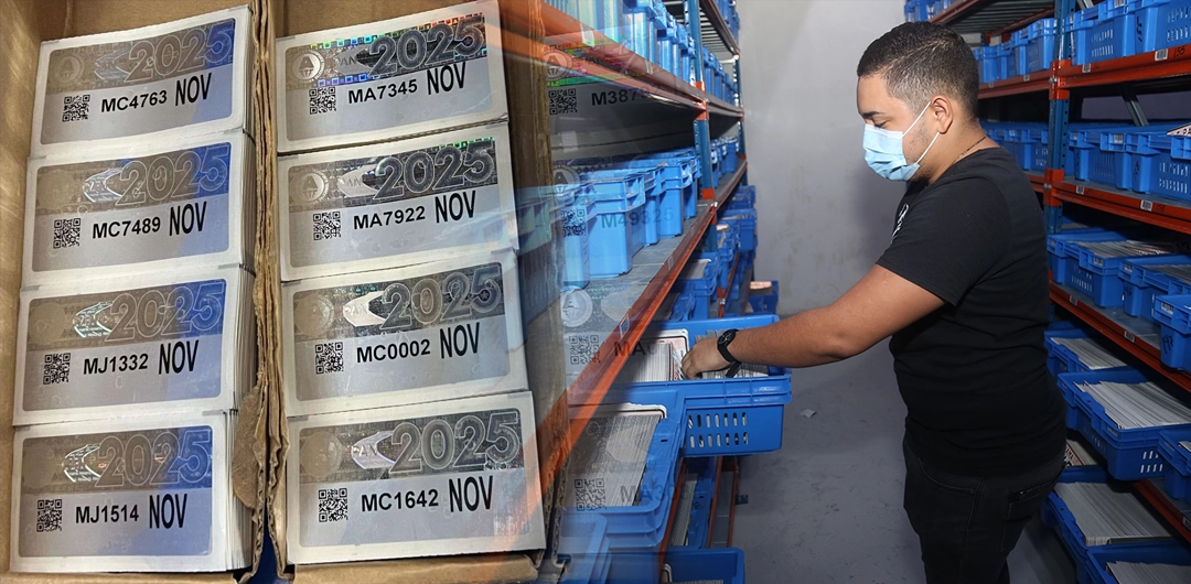 Entrega Puntual de Placas y Calcomanías de Noviembre 2025 en la ...